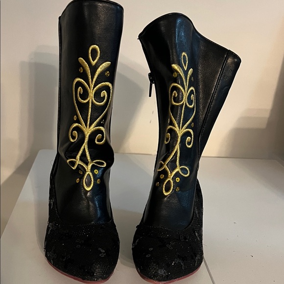 Disney Anna boots | Shoes | Disney Black And Gold Heeled Boots | Poshmark